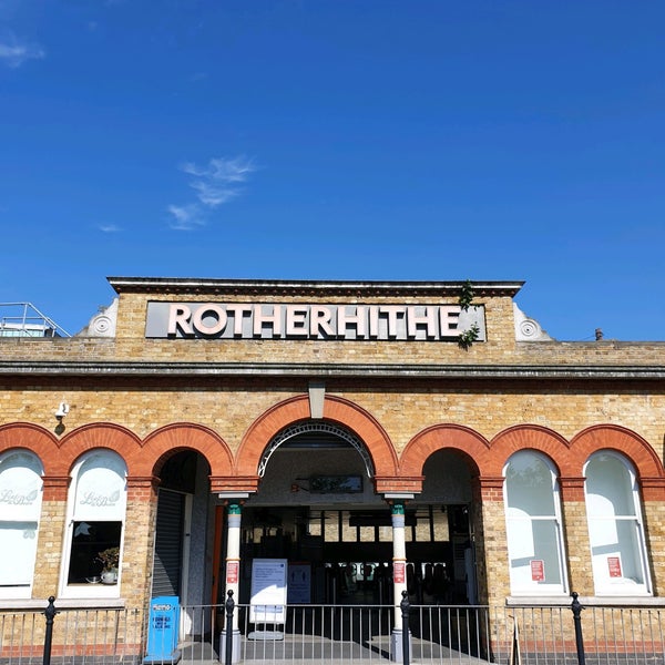 Rotherhithe Railway Station (ROE) - Rail Station in Rotherhithe