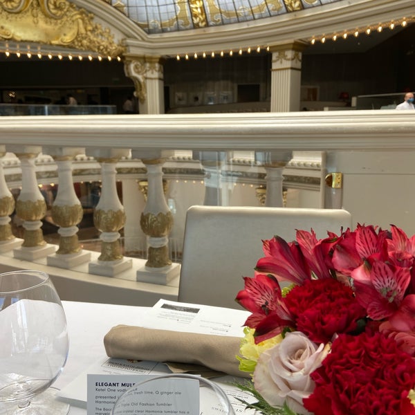 Photos at Neiman Marcus - Downtown San Francisco-Union Square - 61 tips
