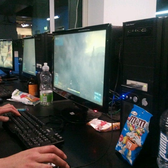 MC Internet - Internet Cafe in Auckland