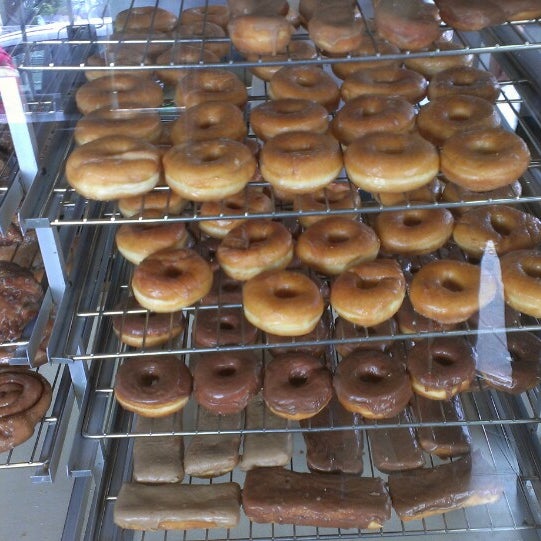 Andy's Donut Stop - 3 tips