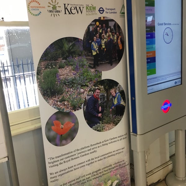 Photos at Kew Gardens Underground Station - Station App