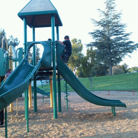 Los Paseos Park - Playground in San Jose