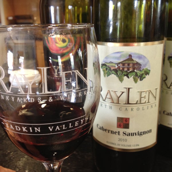 Raylen Vineyard & Winery - Winery in Mocksville