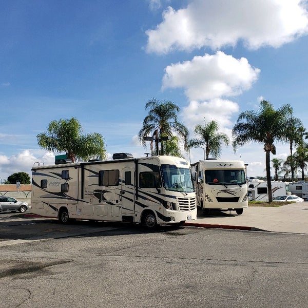 El Monte RV Rentals and Sales - 2 tips from 159 visitors
