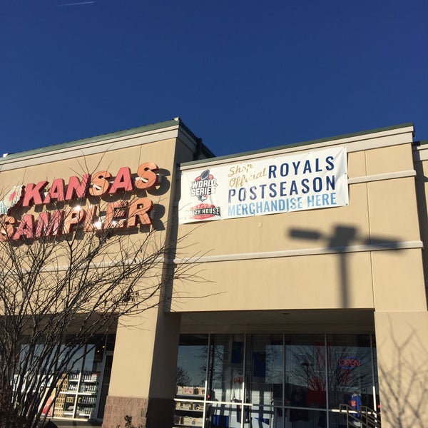 Photos at Kansas Sampler/Rally House Mission - Mission, KS