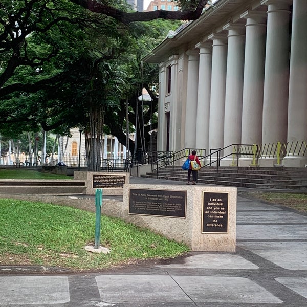 Kaimuki Library Closed Clipart
