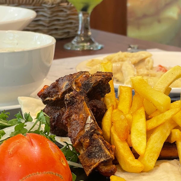 mervana restaurant & cafe - Restaurant