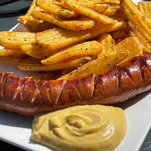 Biergarten Mole - Beer Garden