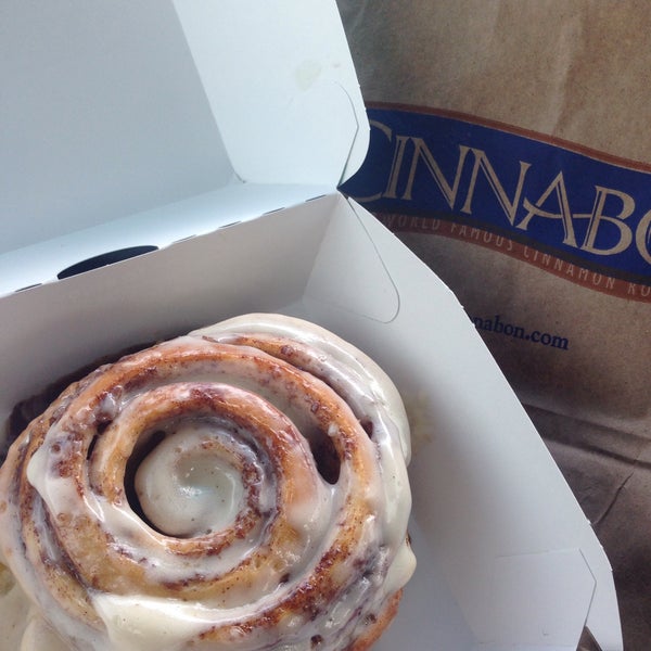 Cinnabon - Bakery in Fairlane Town Center