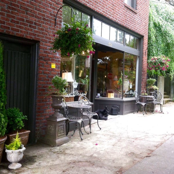 Minx Designs - West Queen Anne - Minx Designs Studio 603 West Crockett st