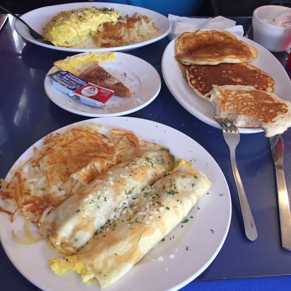 Mutts - Hot Dog Joint in Tucson