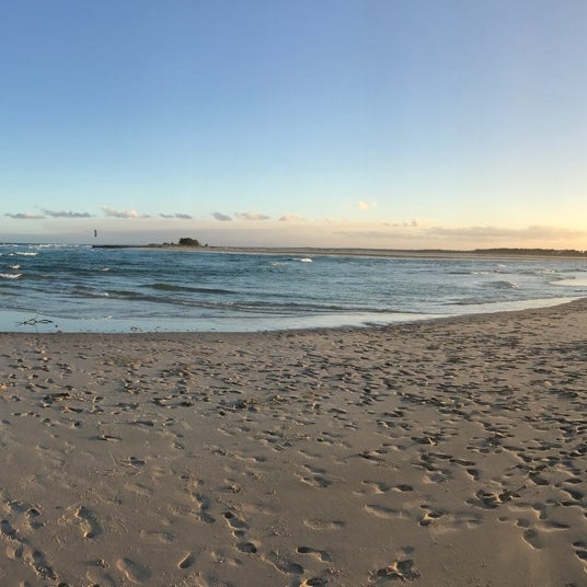 Elliott Heads Beach - Lihs St.