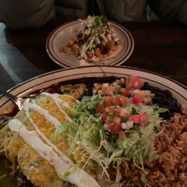 Los Chingones - Taco Restaurant in Denver