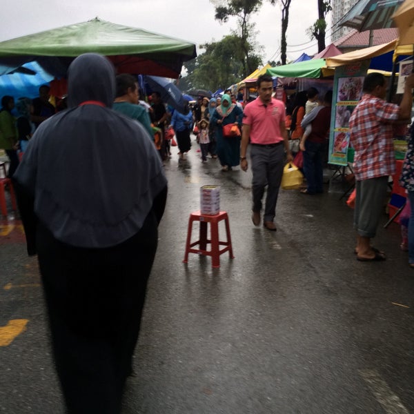 Bazaar Ramadhan Taman Samudera - Flea Market in Batu Caves