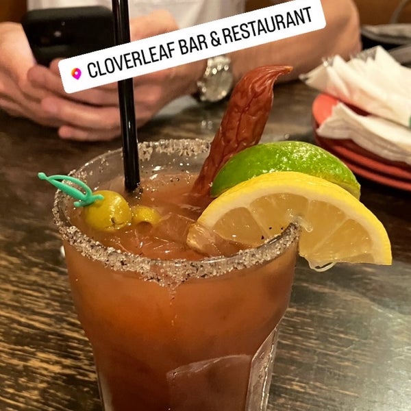 Cloverleaf Bar & Restaurant - 24443 Gratiot Ave