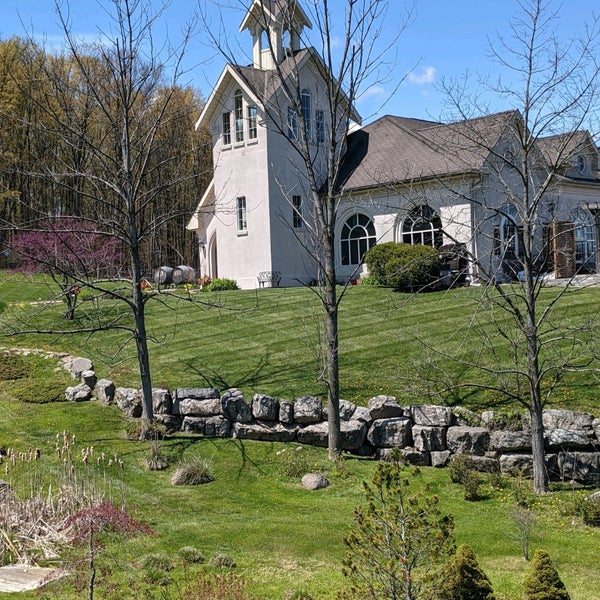 Angels Gate Winery - Winery in Beamsville