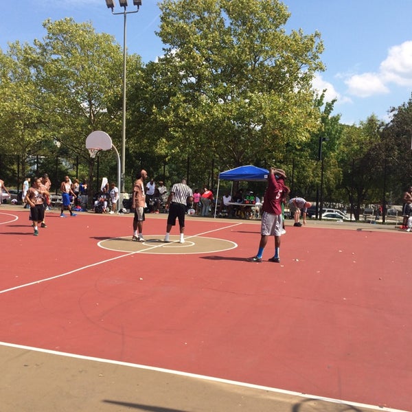 Anna Mae Cole Community Center