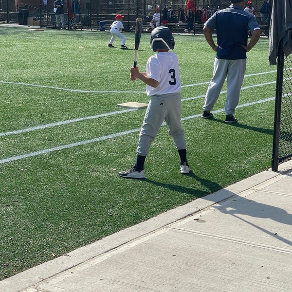 Sternberg Park - East Williamsburg - 4 tips