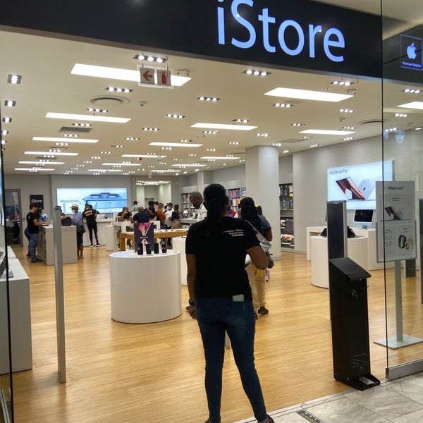 Photos at iStore - Westville, KwaZulu-Natal