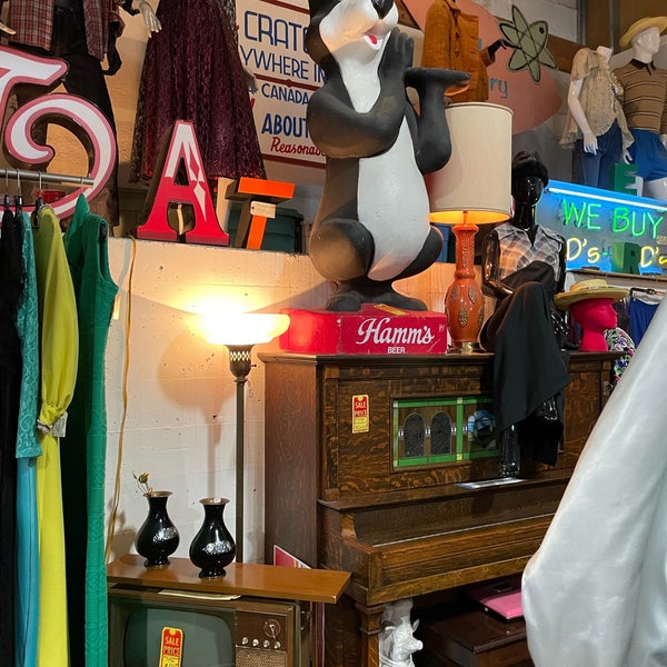 Photos at Seattle Antiques Market - Antique Shop in Seattle