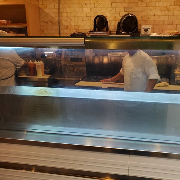 'Essen - Midtown East - 515 Madison Ave