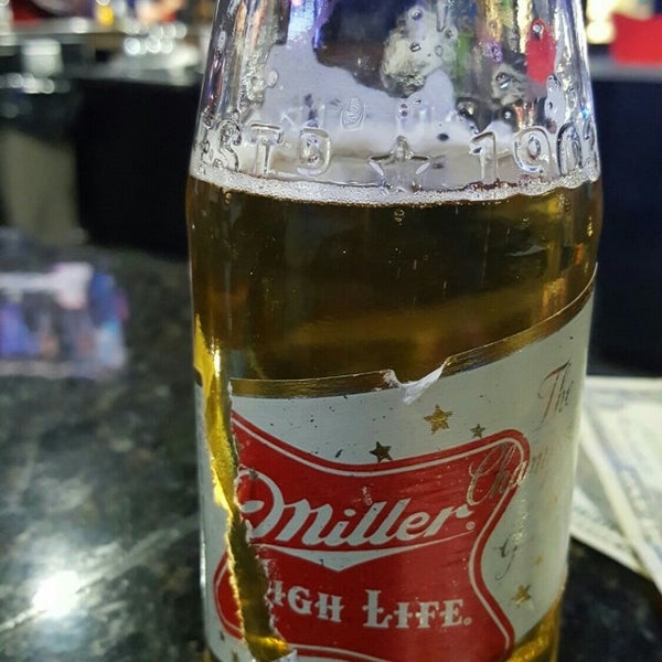 Uptown Bar & Grill - Bar in Keyport