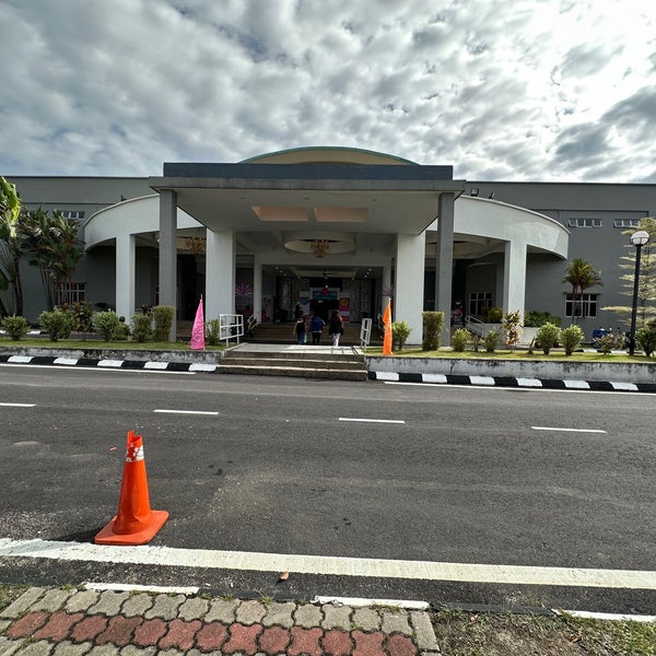 Dewan Raja Muda Musa - Kompleks Belia Dan Kebudayaan Negeri Selangor 4 ...