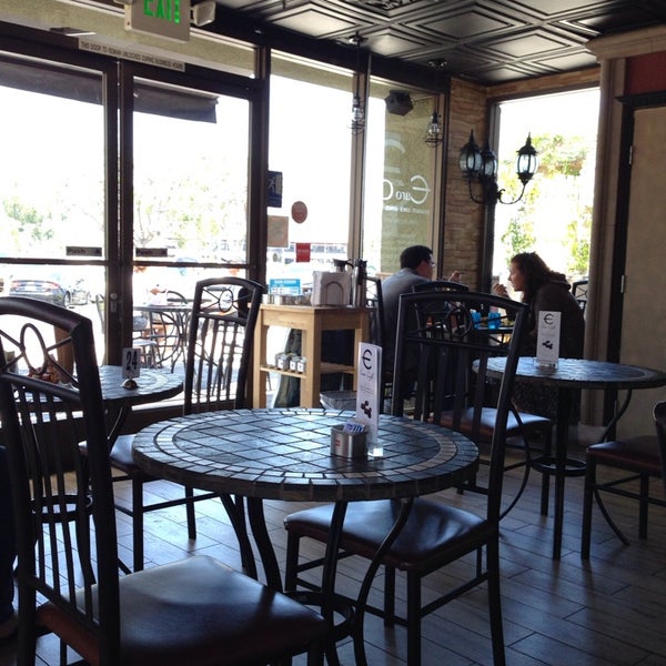 Euro Caffe - Café in Santa Ana