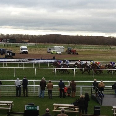 Musselburgh Racecourse - 3 tips from 261 visitors