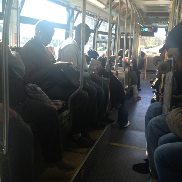 Metro Busway - Woodley Station (Orange) - 1 tip from 202 visitors