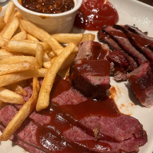 Fiorella's Jack Stack Barbecue - 127 tips