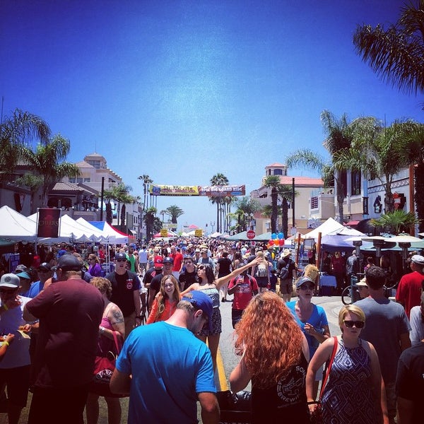 Main Street, Huntington Beach - Road in Downtown Huntington Beach