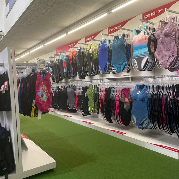 Deweert Sport - Sporting Goods Retail in Oostende