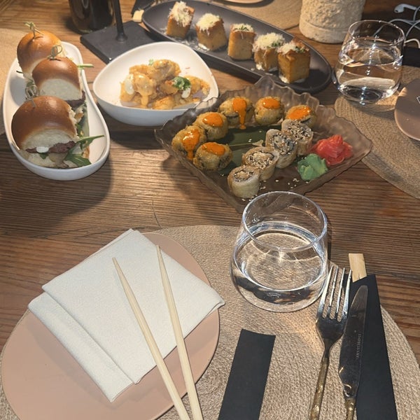 The Lemon Tree & Co - Mediterranean Restaurant