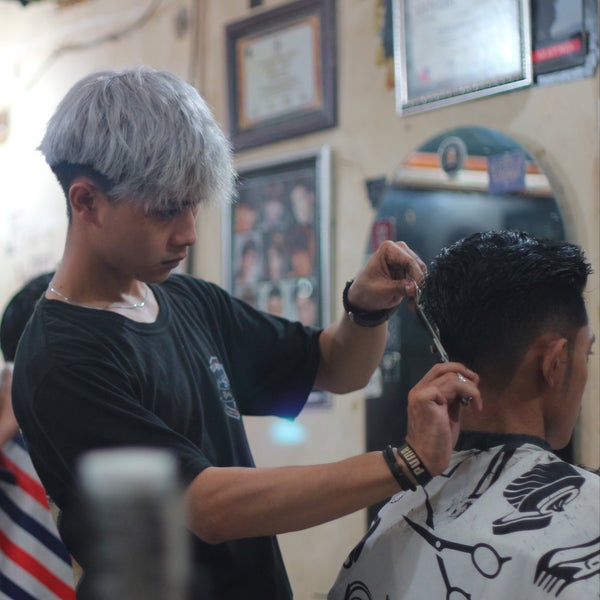 Alvin Style Barbershop - Kecamatan Lamongan, Jawa Timur
