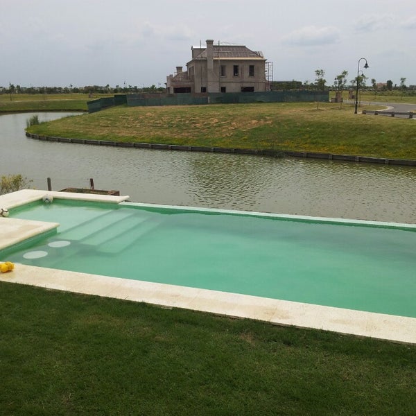 Barrio El Golf - Neighborhood