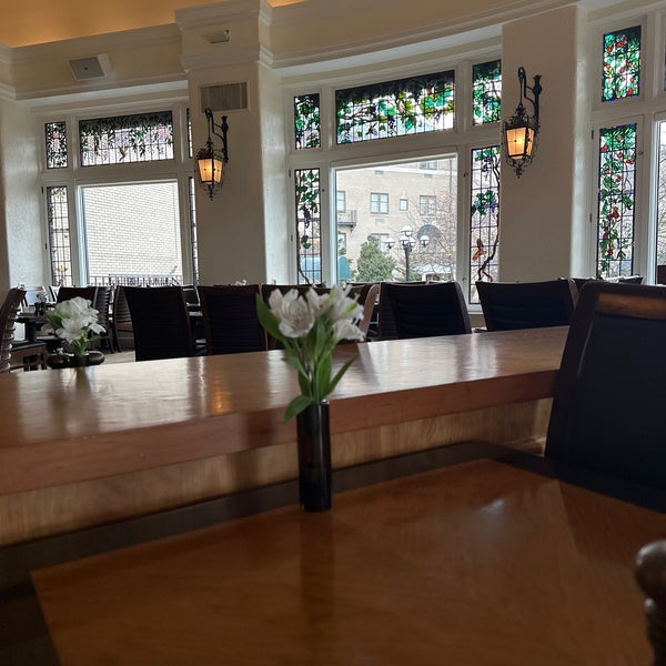 Circular Dining Room Hershey