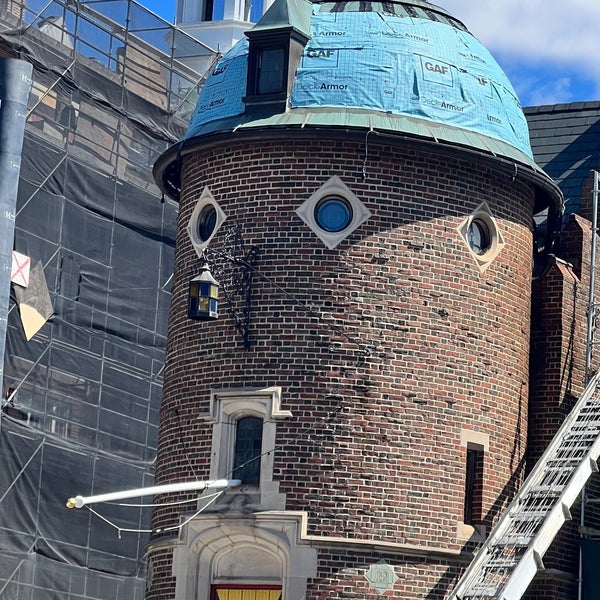 The Harvard Lampoon - Harvard Square - Cambridge, MA