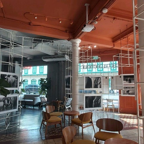 Kaja Gallery Cafe - 156 Maha Chai Road