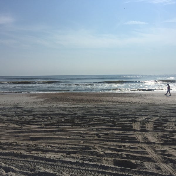 Photos at Peter's Point Beachfront Park - 11 tips
