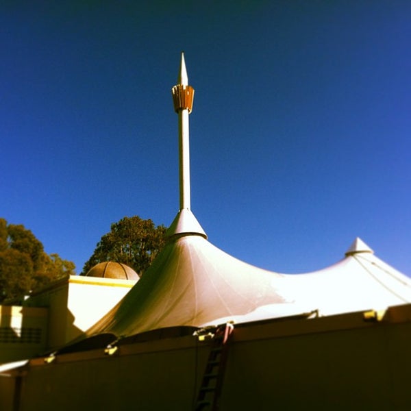 Canberra Mosque - 2 tips