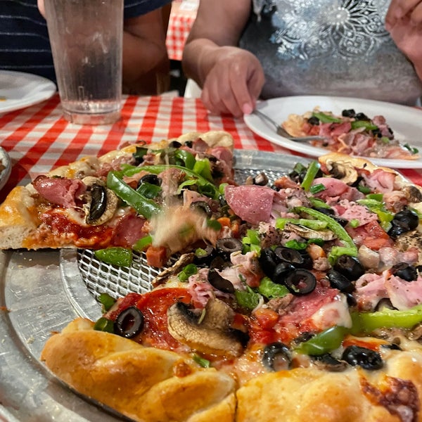 Brick Oven Pizza - Pizzeria