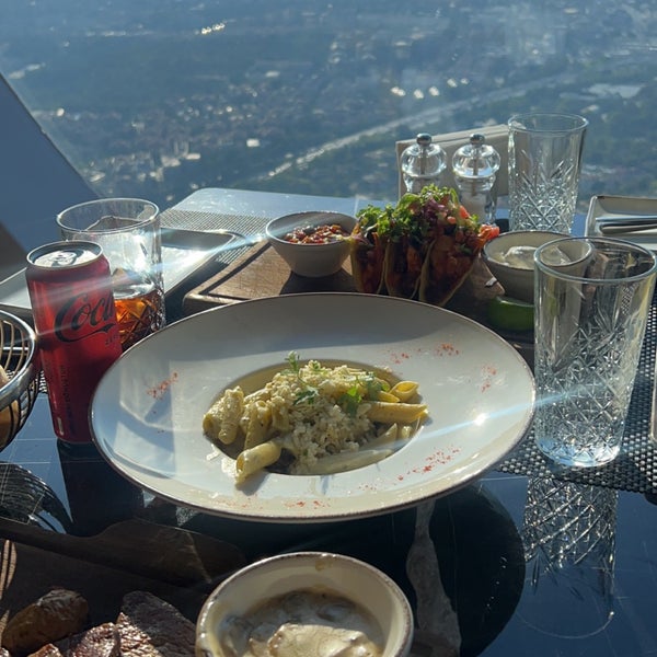 360 Kule Restoran & Kafe - Restaurant