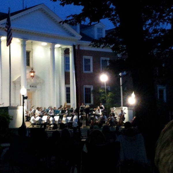 Park Ridge City Hall - Park Ridge, IL