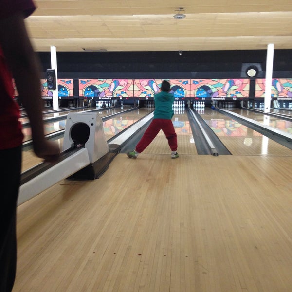 Bowlerama - Bowling Alley