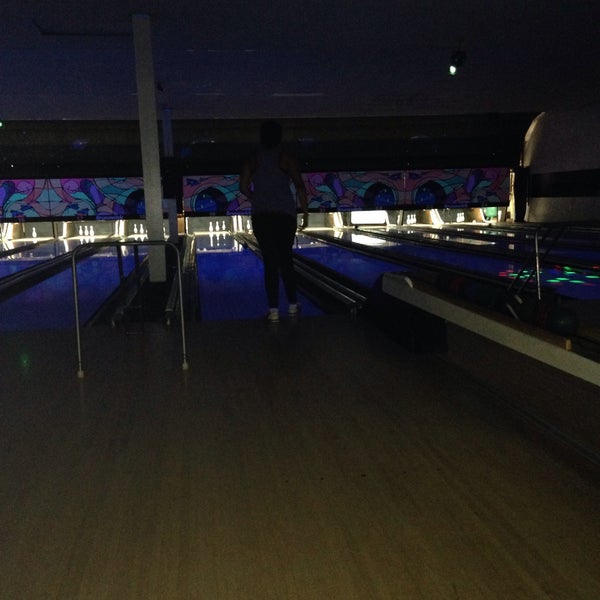 Bowlerama - Bowling Alley