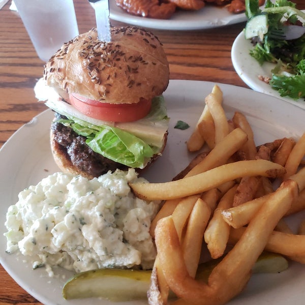 Photos at Hoak's Lakeshore Restaurant - 4100 Lake Shore Rd