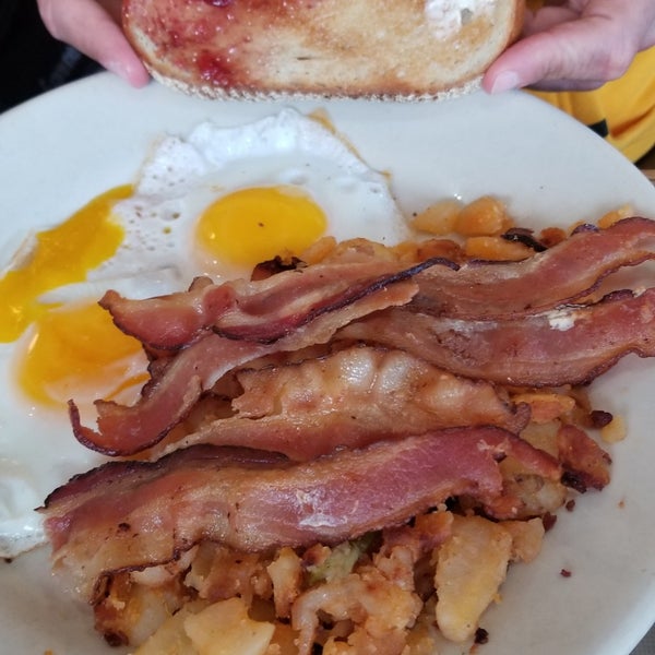 Photos at T-Bone Diner - 32 tips