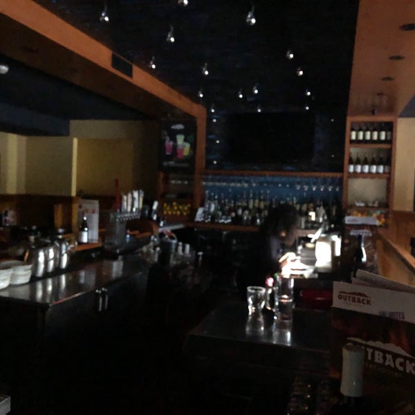 Outback Steakhouse - 16 tips