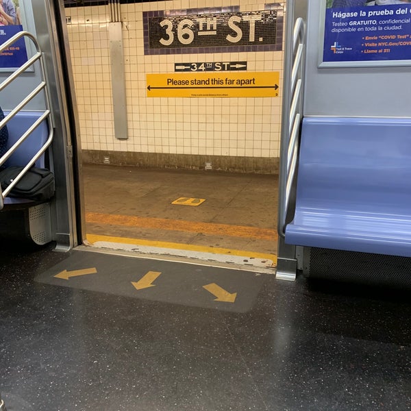 MTA Subway - 36th St (M/R) - 36th St